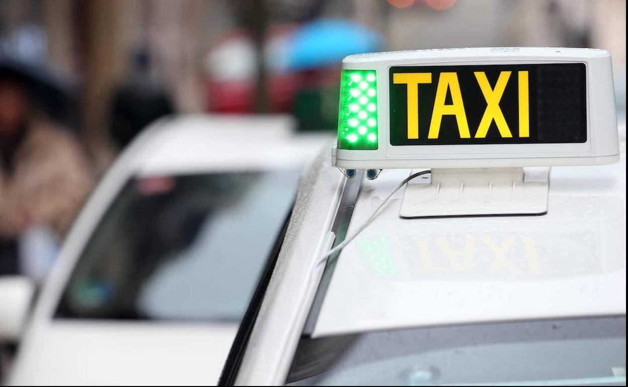 Una taxista defiende a una adolescente de un matrimonio: «Cuando trabajo por la noche todas las ...